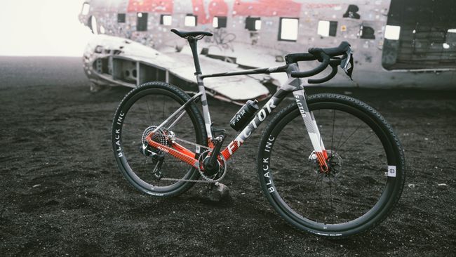 Factor launches Monza as an aero race bike for the masses | Cyclingnews