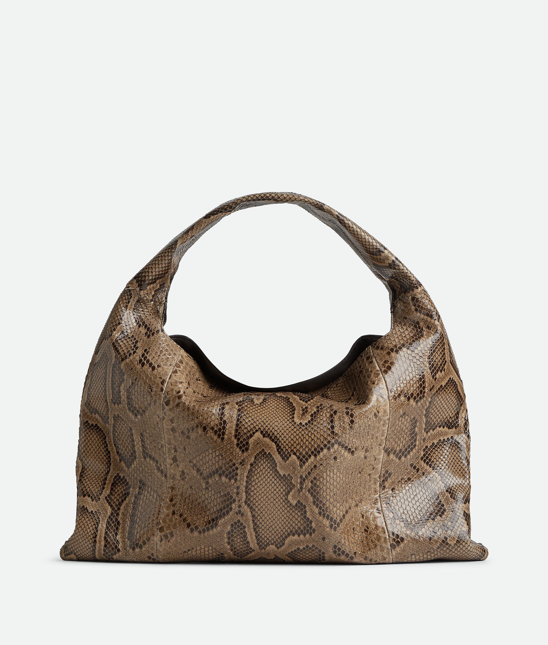 Bottega Veneta's $4,900 Hop Bag Is the Hero of Hailey Bieber's Mom ...