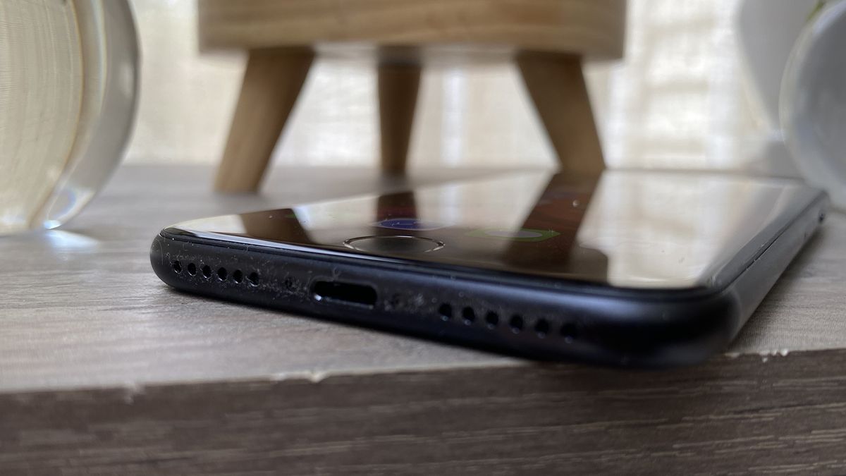 iPhone SE (2020) review | Tom's Guide