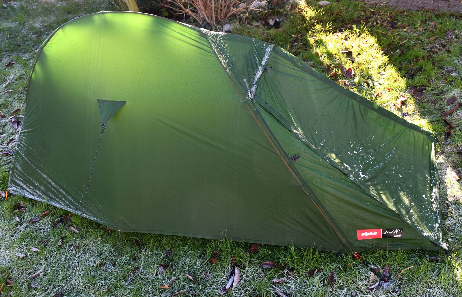 Alpkit Soloist 1-person backpacking tent: a lightweight 3-season ...