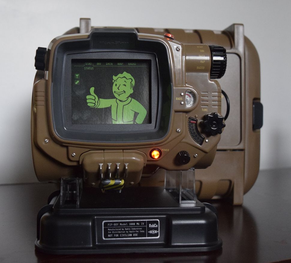 The Real-Life 'Fallout 4' Pip-Boy: Is It Worth The Extra $60? | Tom's ...