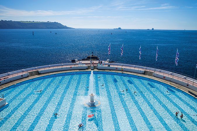 Come on in, the water’s lovely: Why we all love a lido | Country Life
