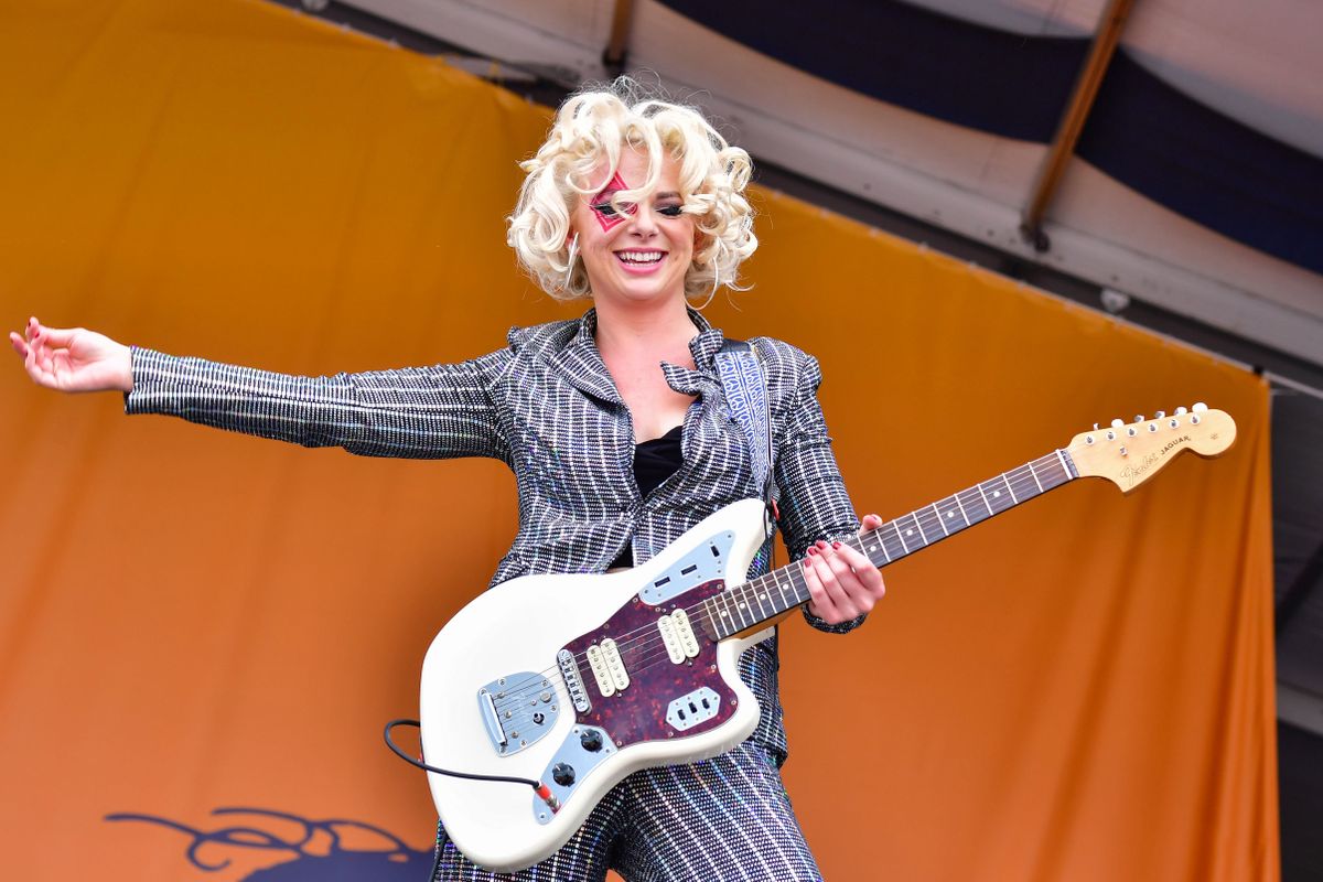 Fender to introduce more signature models for female artists in 2020 ...