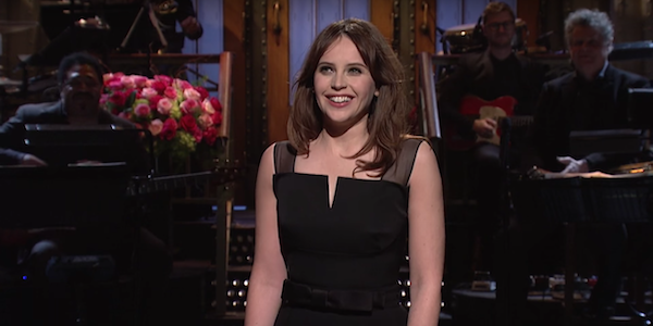 SNL: Watch Felicity Jones Reunite With Rogue One Characters For The ...
