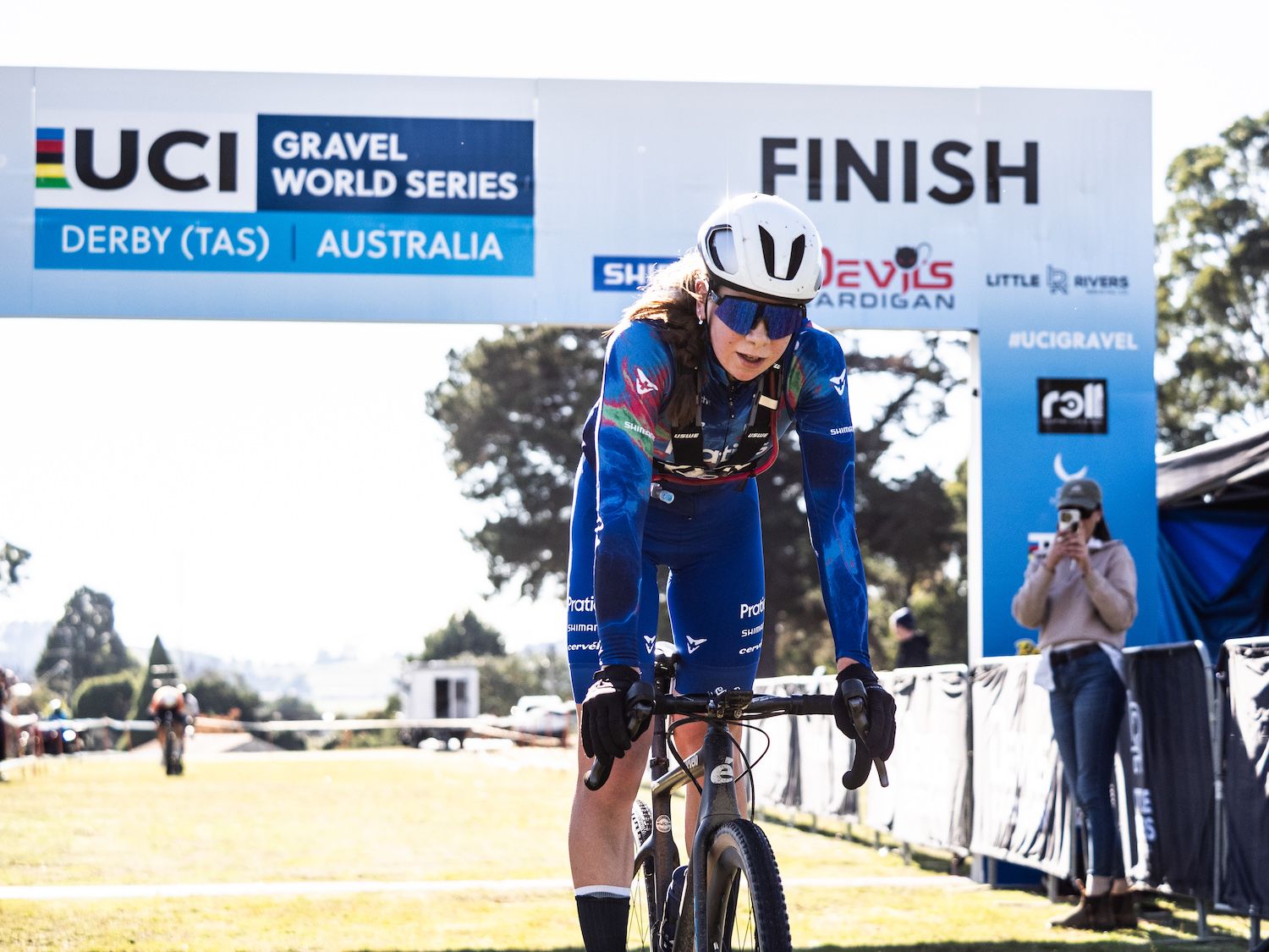 UCI Gravel World Series – Brendan Johnston and Talia Appleton claim the ...