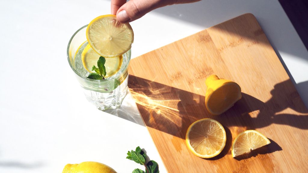 I drank lemon water every day for two weeks — here's what happened to ...