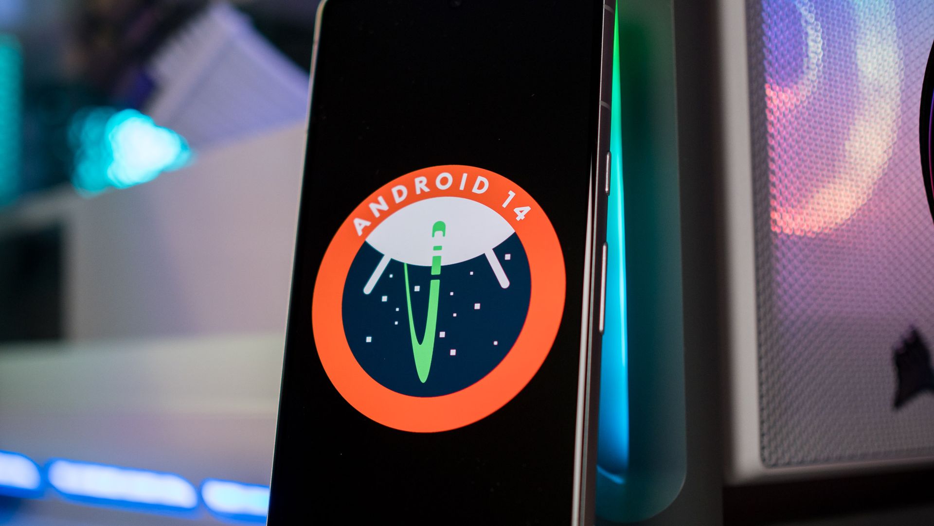 Android 14 Beta 4 is here, bringing support for the Pixel Fold and ...