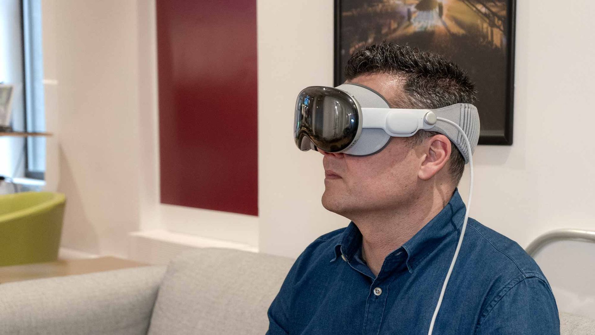 I watched 3D movies through the Apple Vision Pro — and it's better than ...