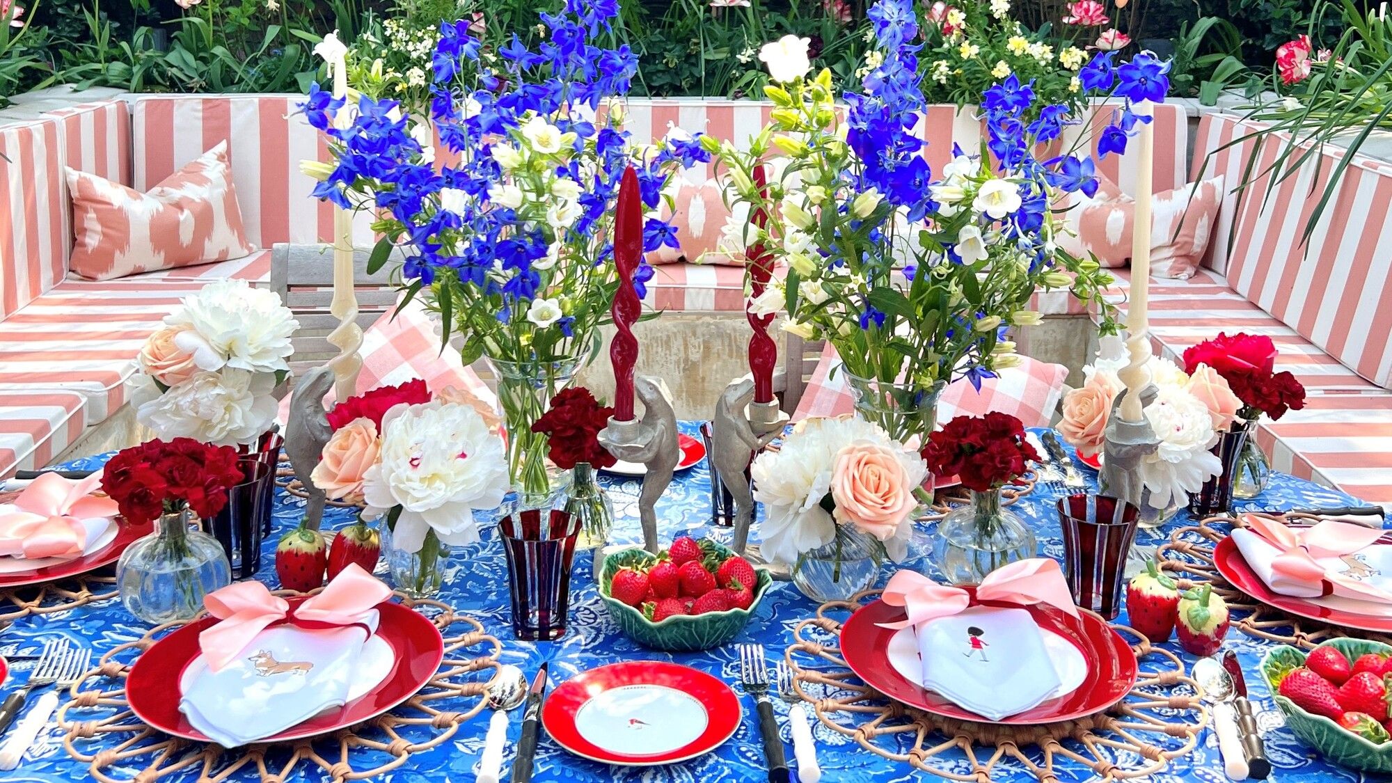 How to create a British table setting, from a tablescape pro | Livingetc