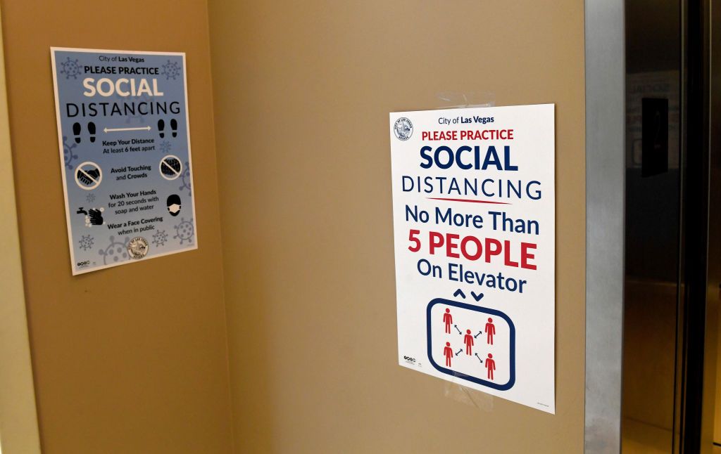 Researchers estimate earlier lockdowns could have prevented tens of ...