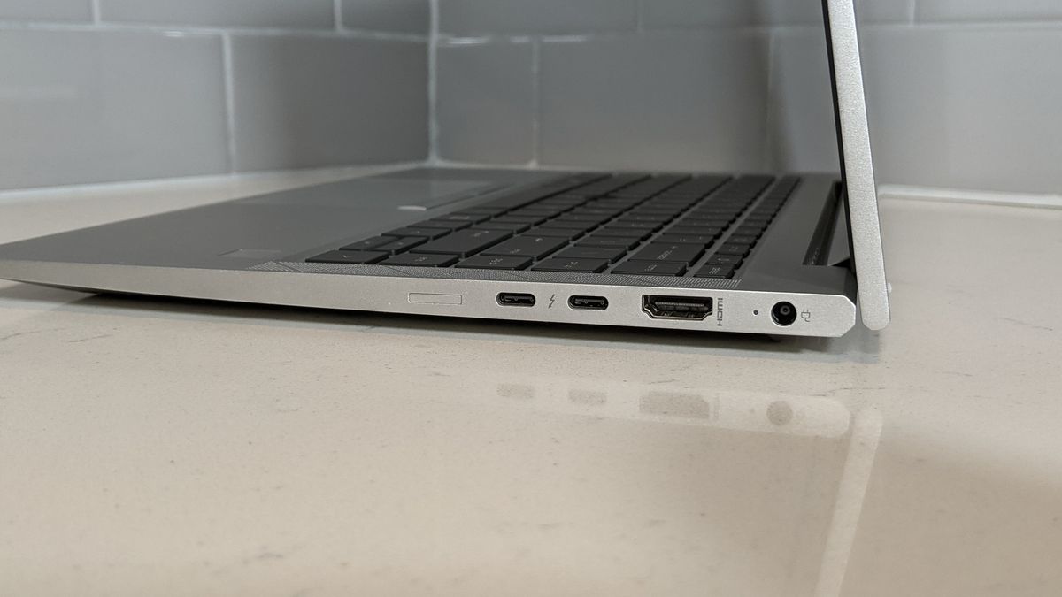 HP EliteBook 840 Aero G8 hands-on review | Laptop Mag