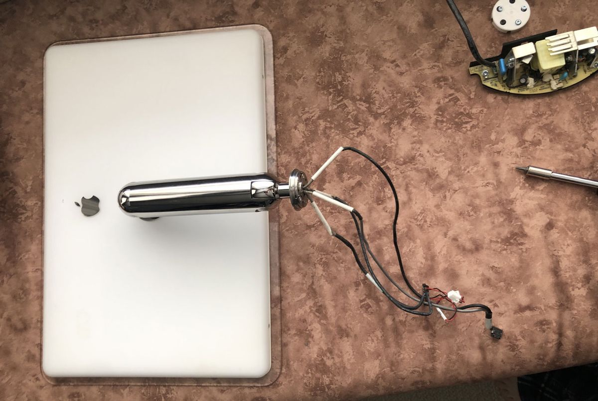 Apple iMac 'iLamp' Mod Brings M1 to G4 | Tom's Hardware