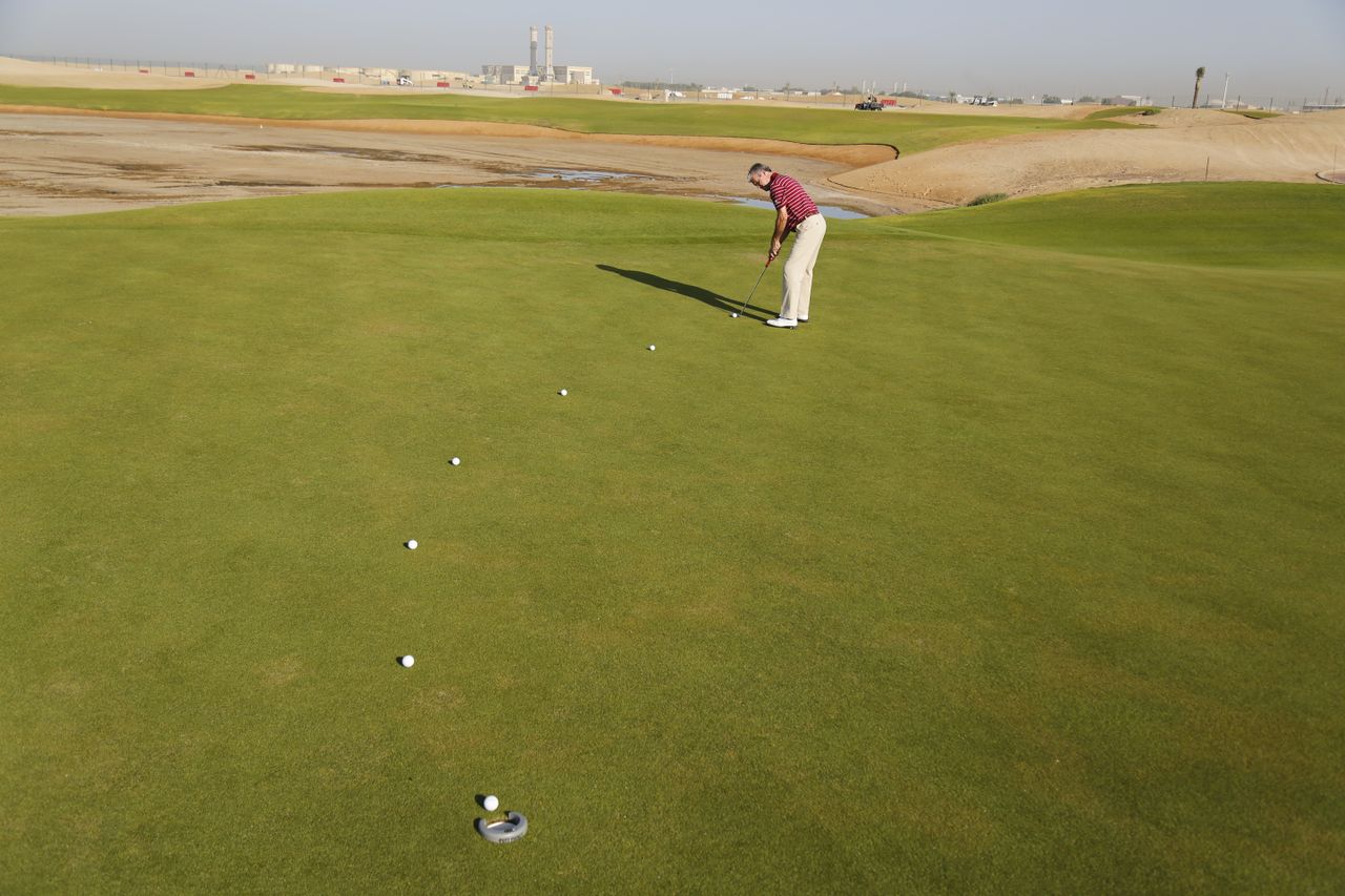 Golf putting tips and drills demonstrated by experts | Golf Monthly