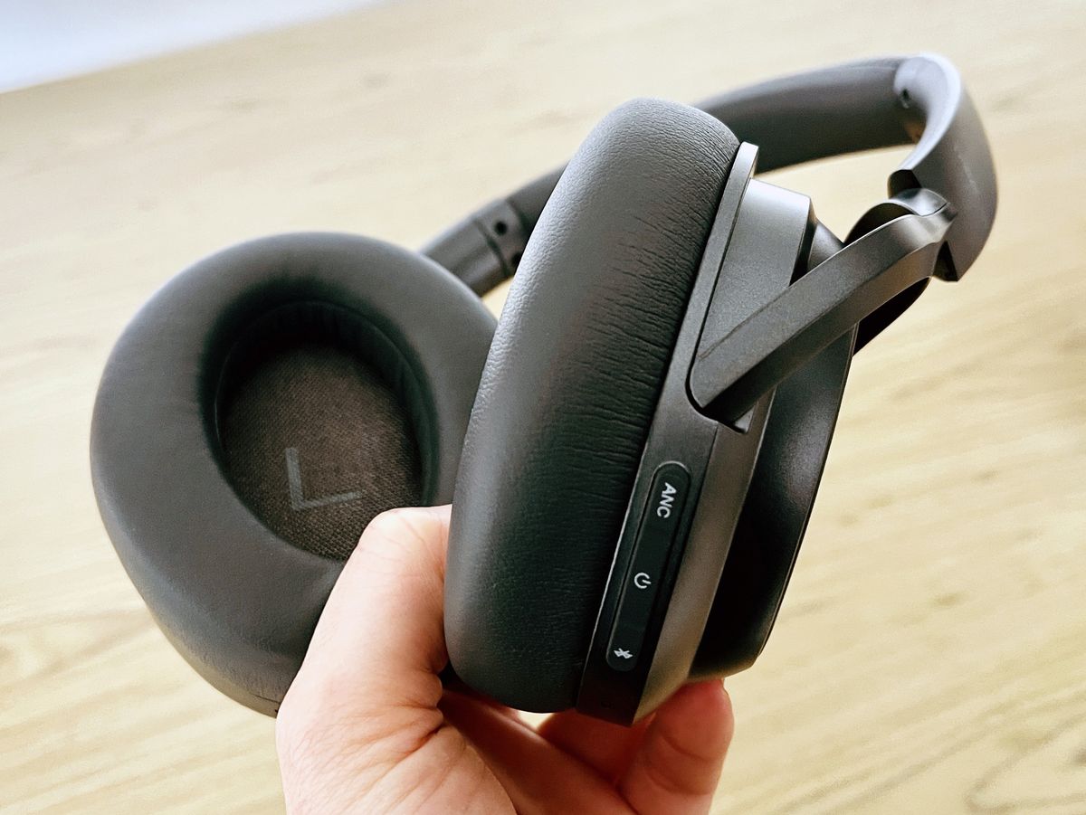 TREBLAB Z7-PRO headphones review: Smart headphones for a smart price ...