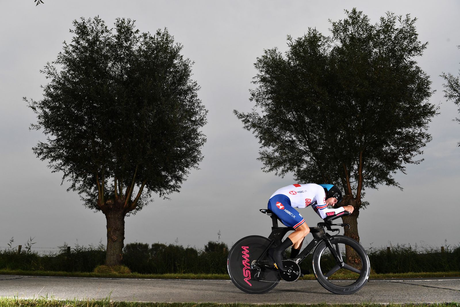 Ineos Grenadiers enlist Dan Bigham to bring F1 engineering to bike ...