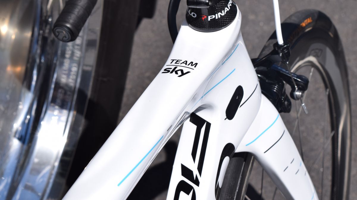 Pinarello produces white Dogma F10 for Team Sky - Exclusive | Cyclingnews