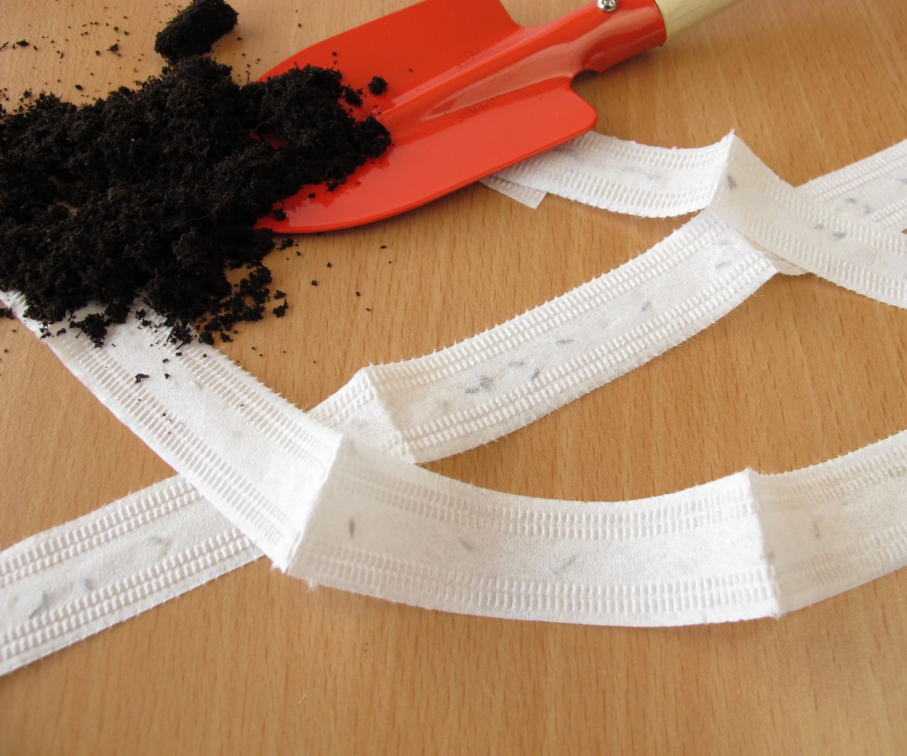 How to make DIY seed tape: 5 simple steps | Homes and Gardens