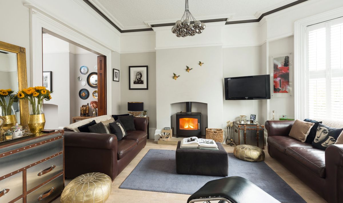 16 Fireplace Alcove Ideas to Make use of Awkward Spaces | Homebuilding