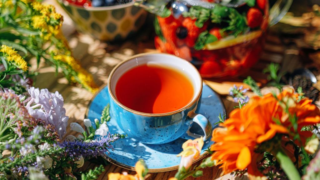 Flowers For Tea: Best Varieties Varieties That Taste As Good As They ...