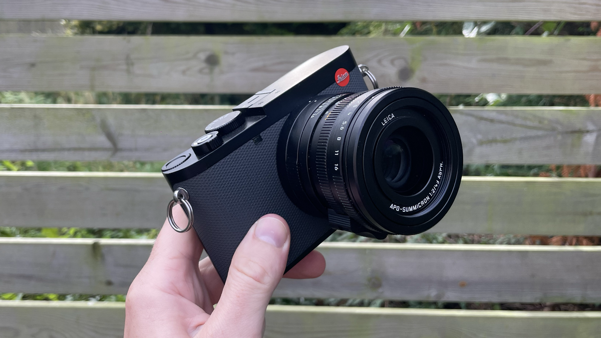 Leica Q3 43 review: a stunning premium compact with a unique focal ...
