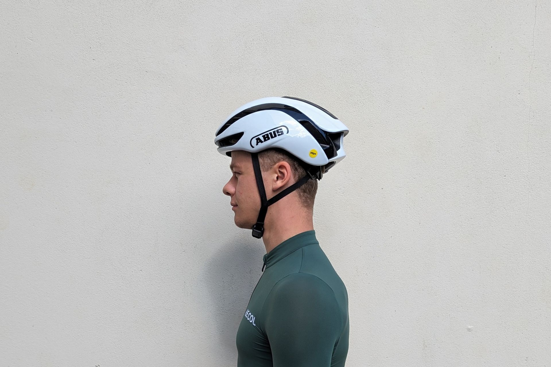 Abus Gamechanger 2.0 helmet review - why is Mathieu van der Poel still ...