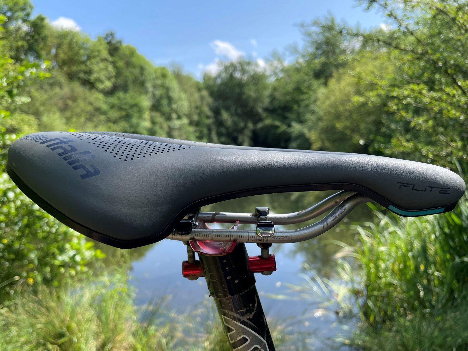 Selle Italia Flite Boost Gravel TI 316 Superflow review - a gravel saddle that's actually ...