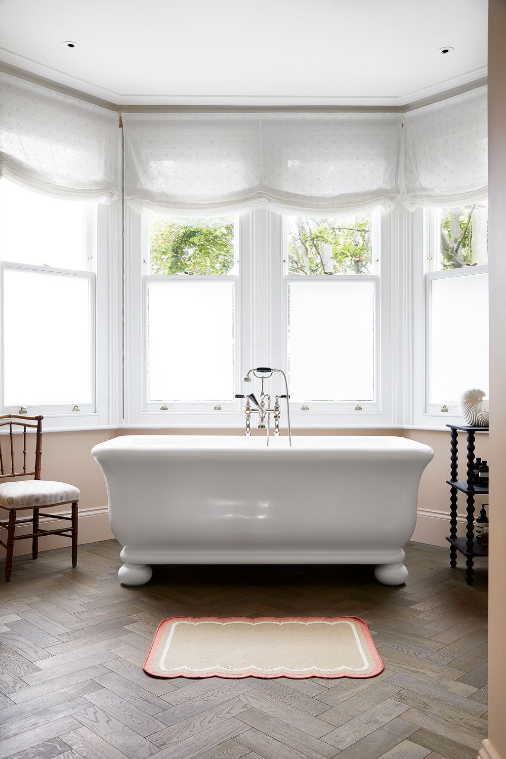 Bathroom window treatment ideas: 11 ways to frame your windows | Homes ...