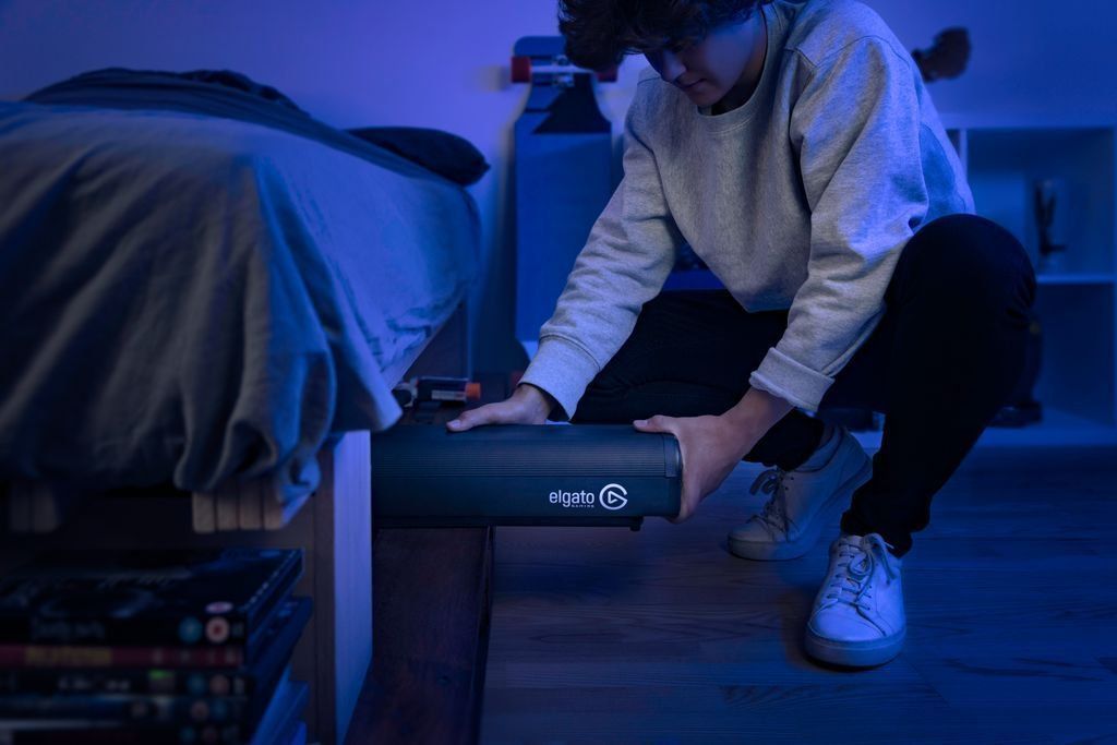 Streamers rejoice: Elgato reveals a crazy convenient green screen and a ...