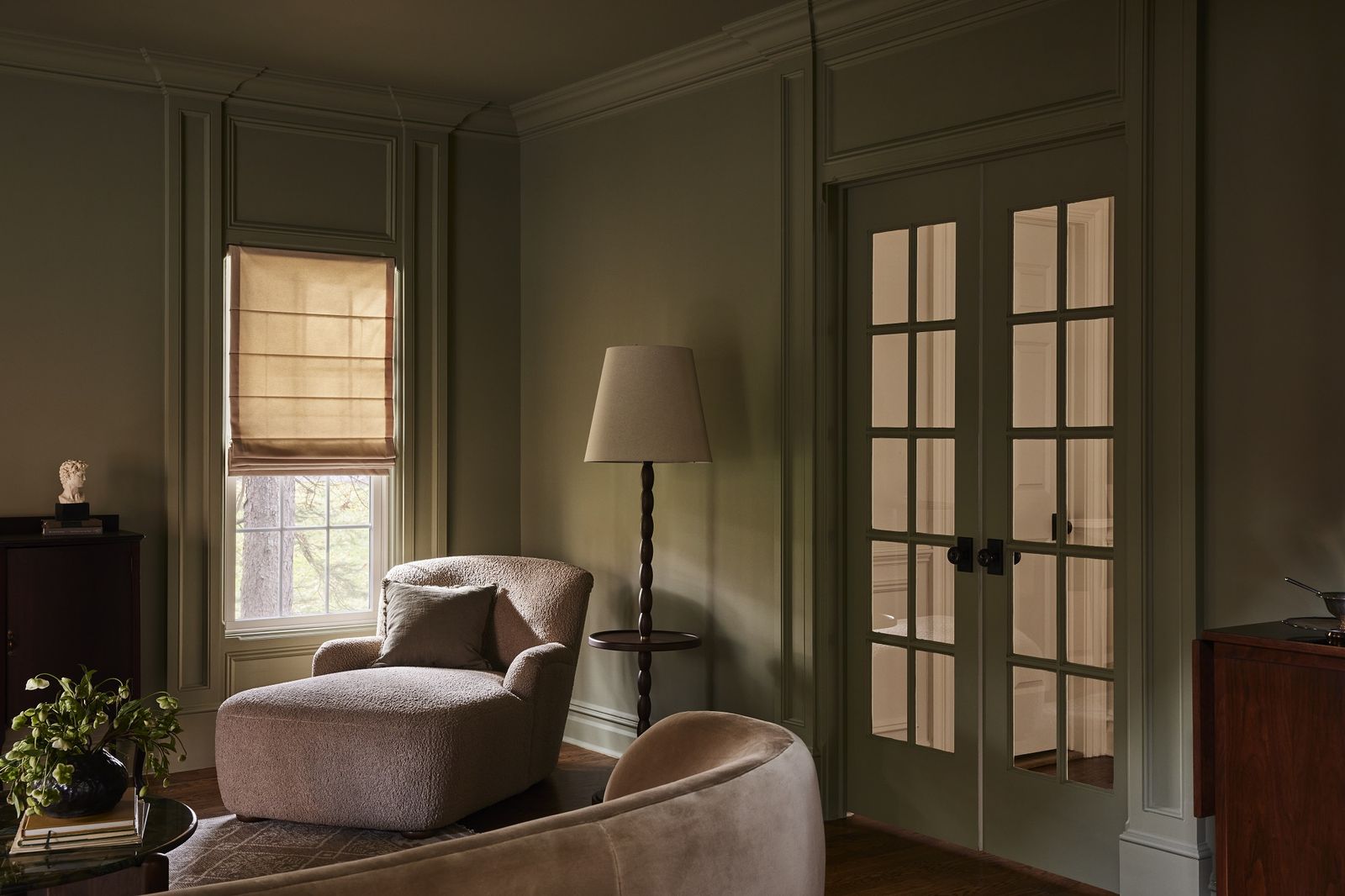 This home features three of 2024's biggest color trends