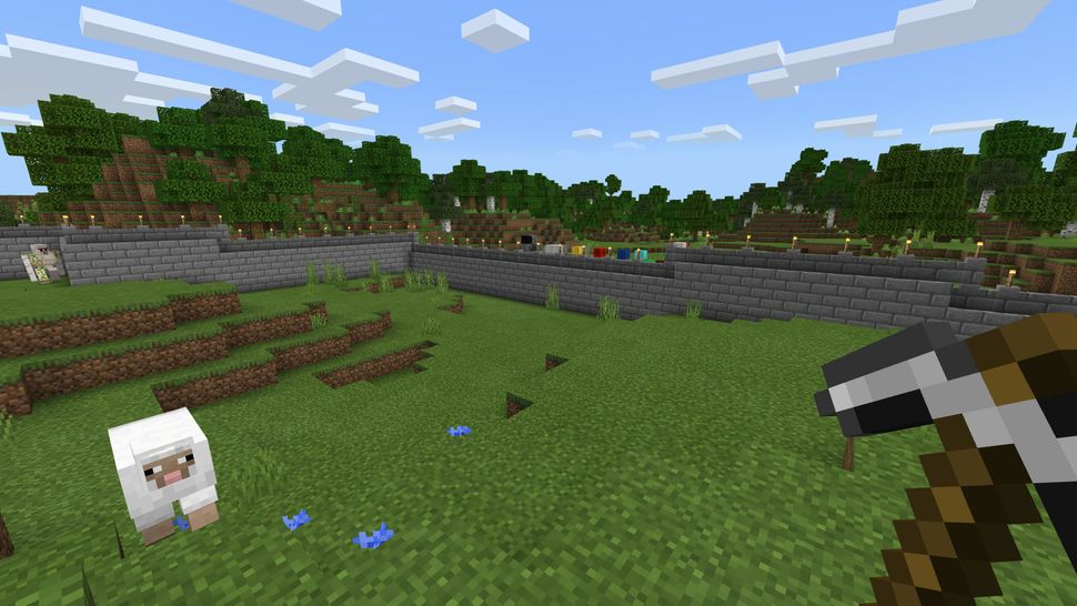 Minecraft guide to basic crafting: Essential recipes for tools, armor ...