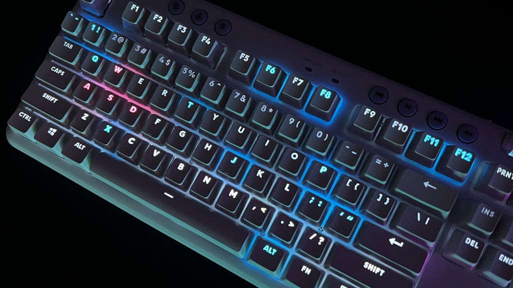 Logitech G715 Review: Pretty, but Maybe Not $200 Pretty | Tom's Hardware