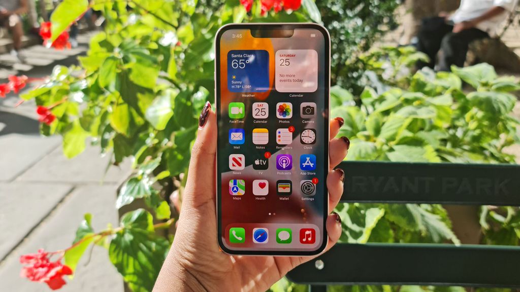 Best iPhone of 2022: Which iPhone is right for you? | Laptop Mag