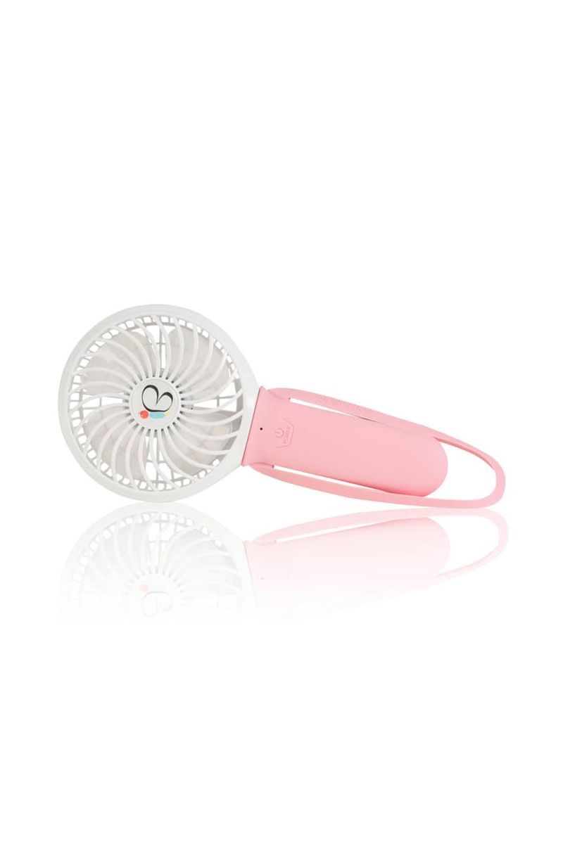 17 Music Festival Essentials to Put on Your Festival Packing List ...