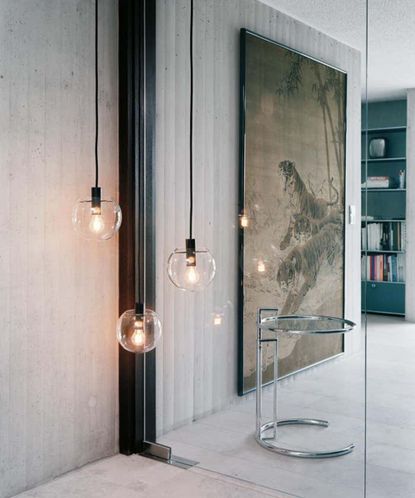 How to decorate with chrome decor, according to designers | Homes and ...