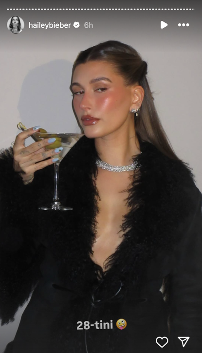 Hailey Bieber Turns 28 in an Opulent Feather Top and a Martini Manicure ...