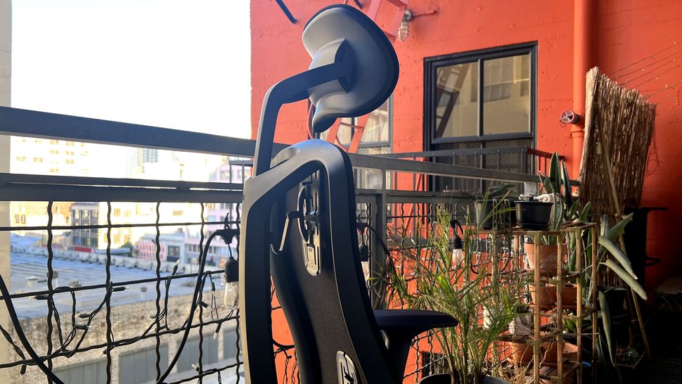 Herman Miller x Logitech G Vantum Review: Perfect — If It Fits | Tom's ...
