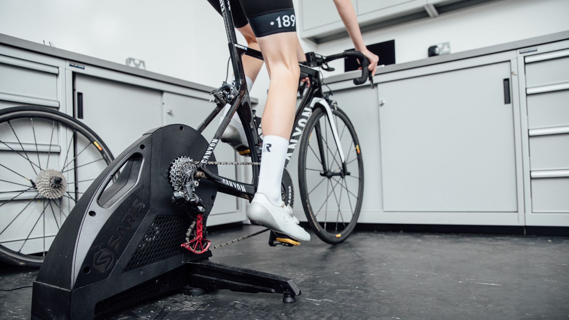 Is there an ideal cadence for cycling? Pros and cons of a high cadence ...