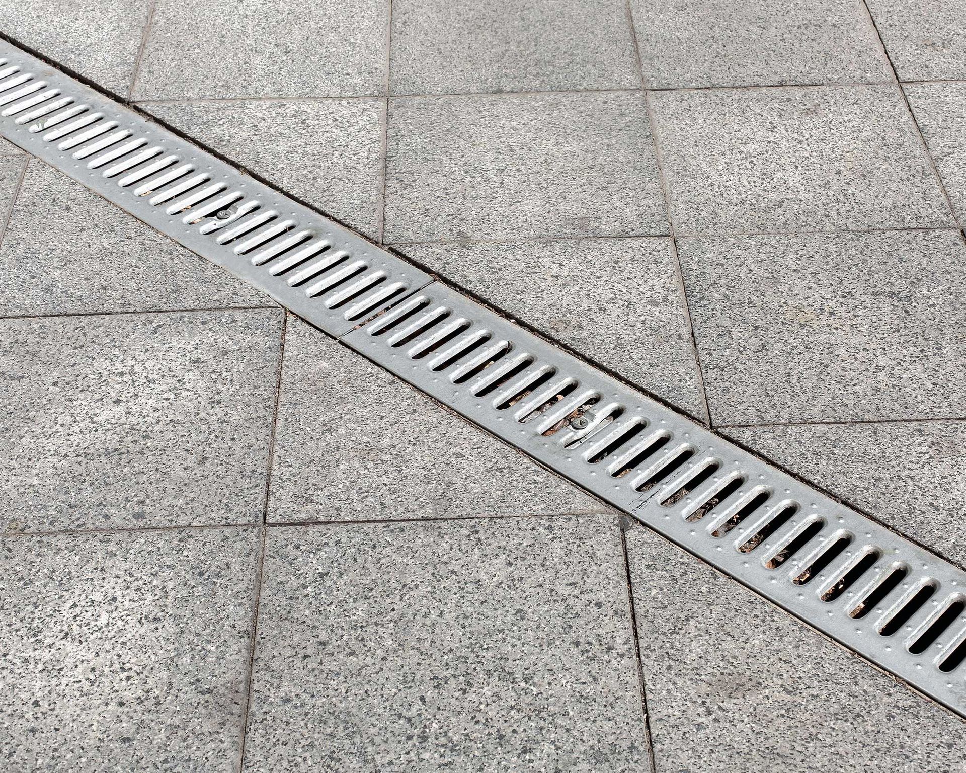 5 driveway drainage solutions that prevent flooding | Gardeningetc