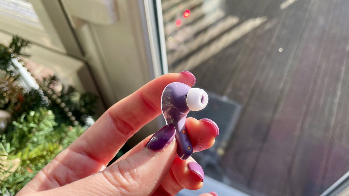 Unbelievably, I've fallen in love with these sub-$20/£18 wireless ...