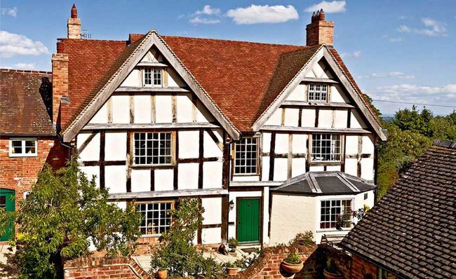 Old Timber Frame Buildings: Repair and Maintenance | Homebuilding