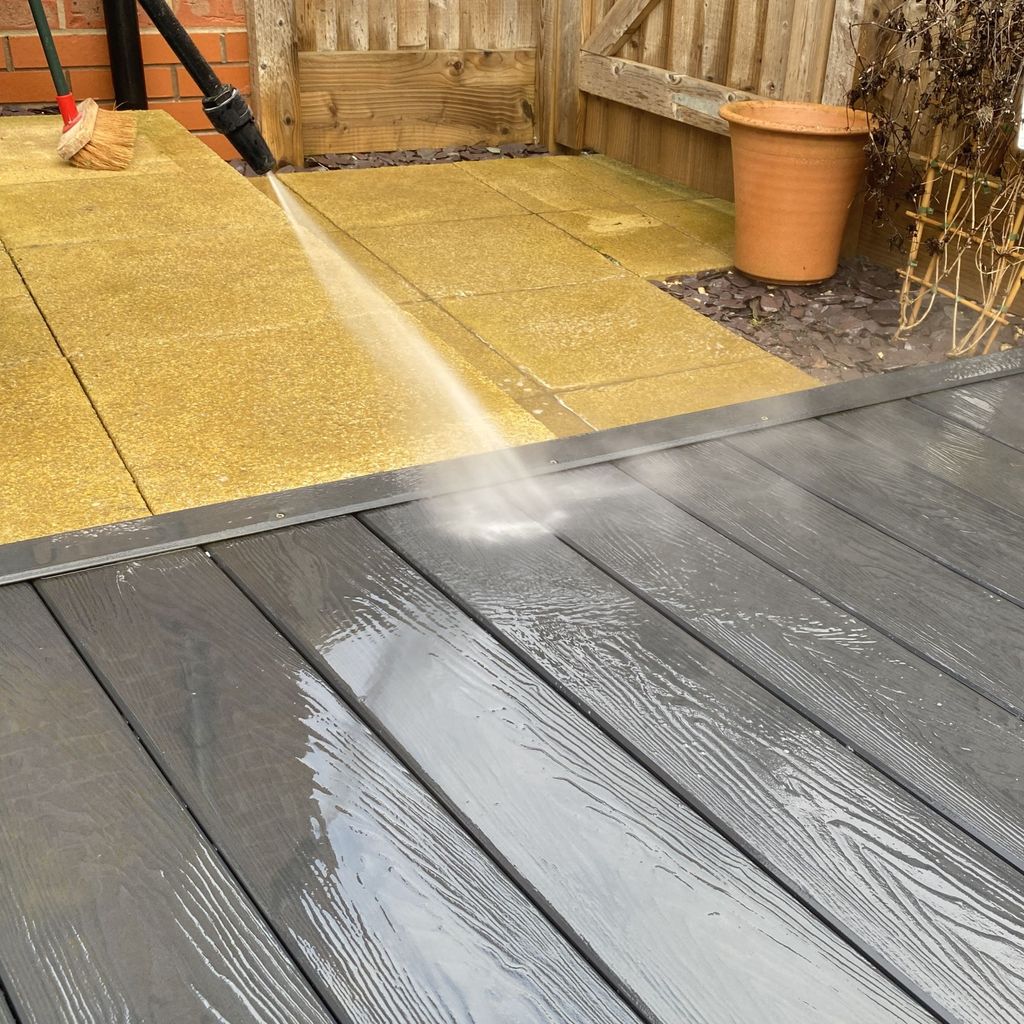 How to clean decking with and without a pressure washer | Ideal Home