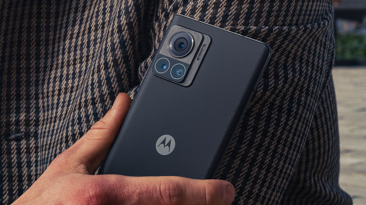Motorola Edge 30 Ultra is first to offer 200MP camera and 125W fast ...