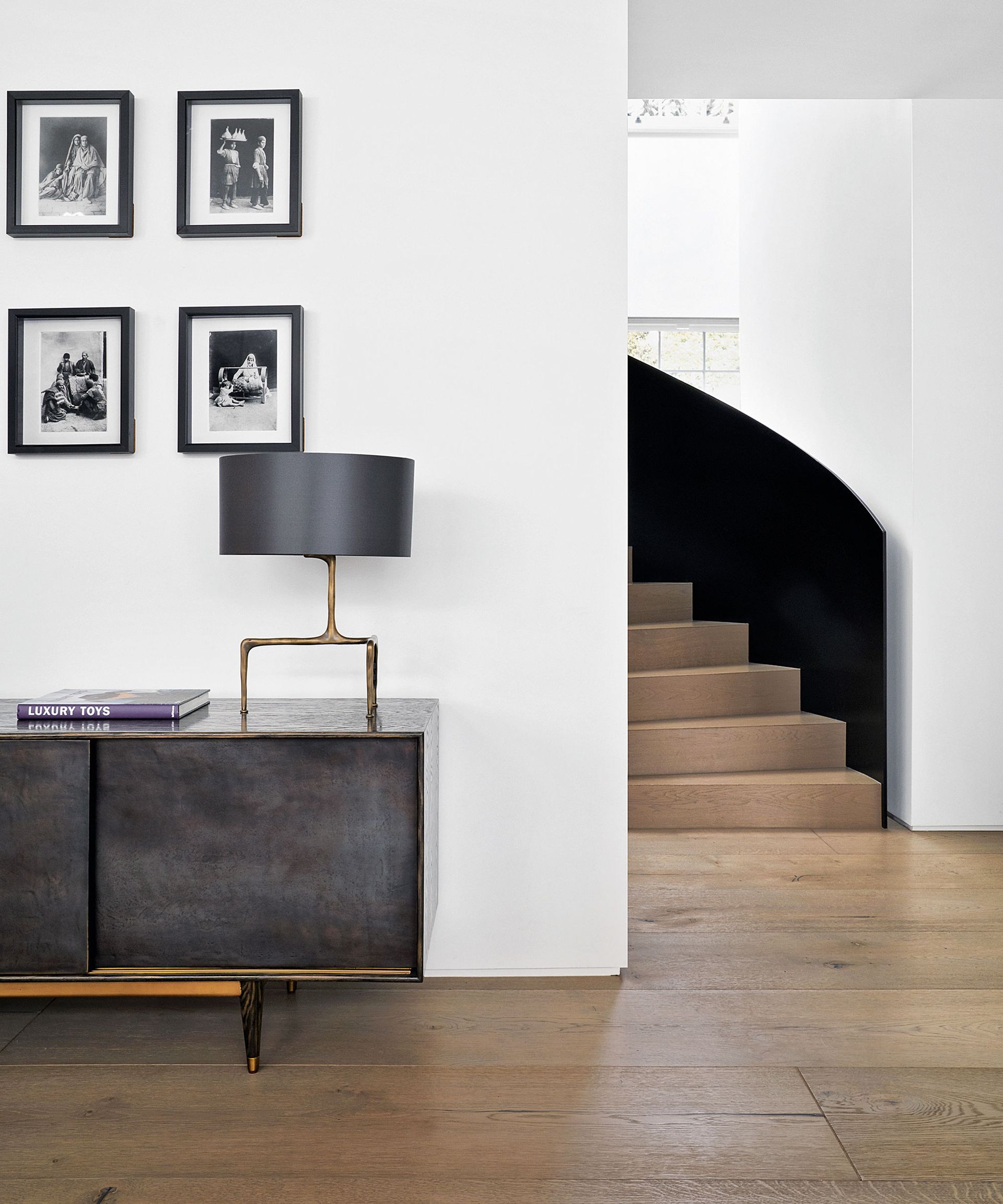 White hallway ideas: 10 ways with white in an entrance hall | Homes and ...