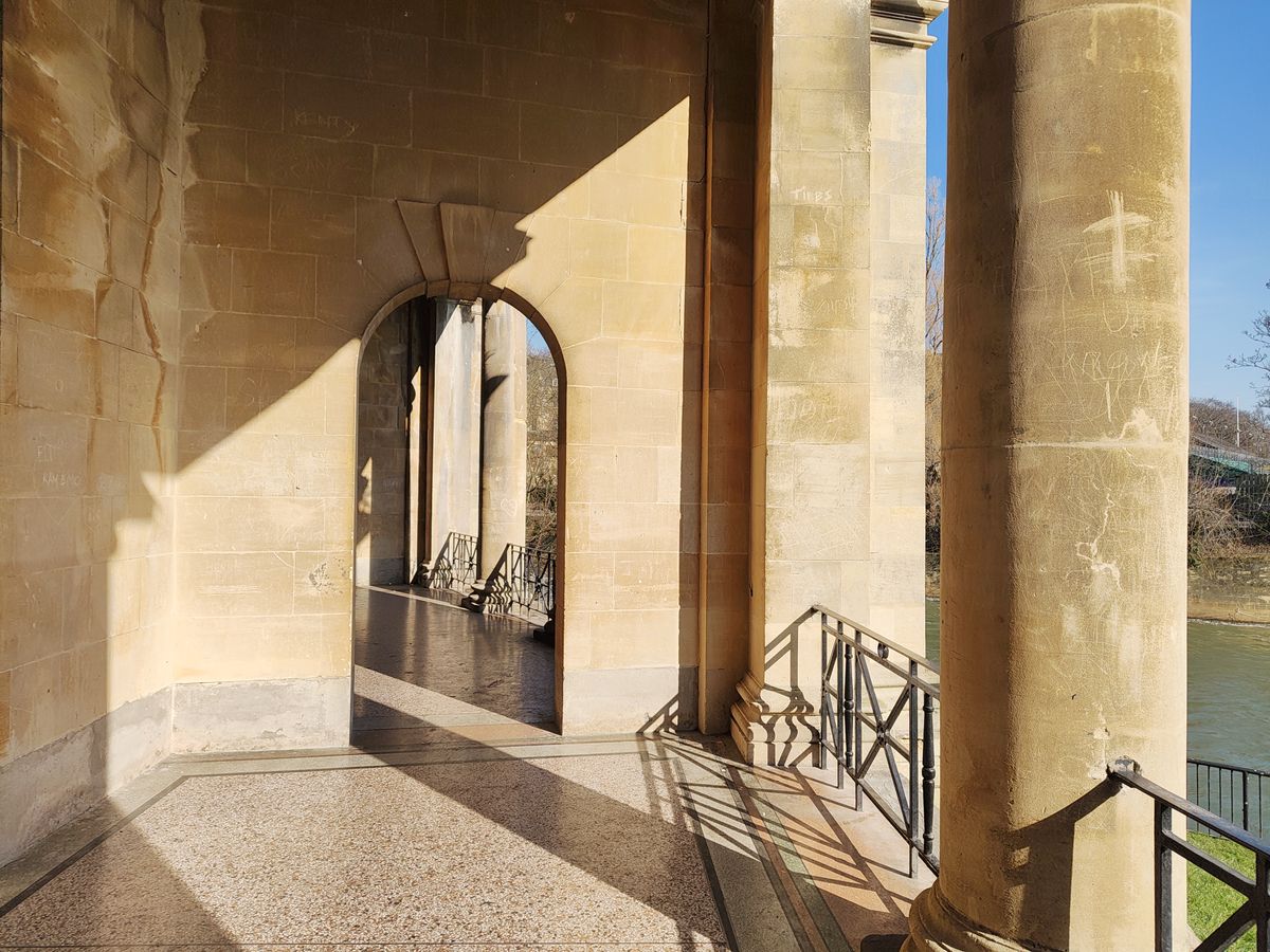 Camera phone shoot out: Nothing Phone (3a) Pro Vs Samsung Galaxy S24 ...