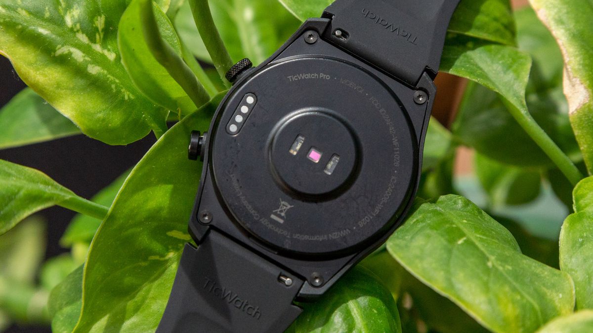 TicWatch Pro 4G/LTE review | Tom's Guide