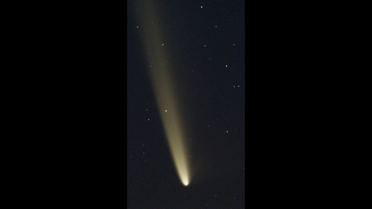 Comet Tsuchinshan-ATLAS may dazzle this weekend. But is the best yet to ...