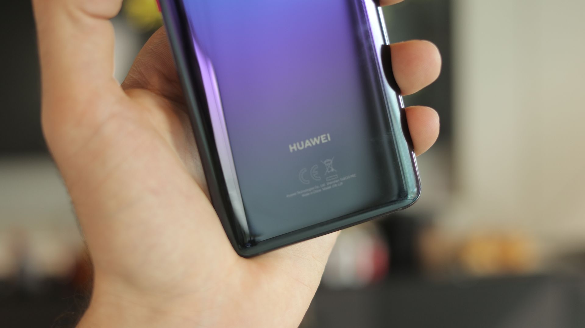 Huawei Julkaisee Taittuvan 5G puhelimen MWC 2019 tapahtumassa TechRadar