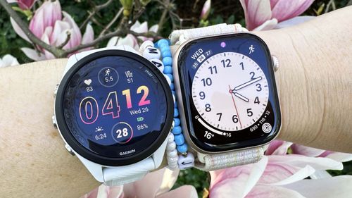 I walked 5,000 steps with the Apple Watch 10 vs. Fitbit Charge 6 — this ...