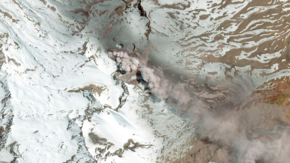 Volcano belches ash over Chile photo of the day for Nov. 10, 2025 | Space