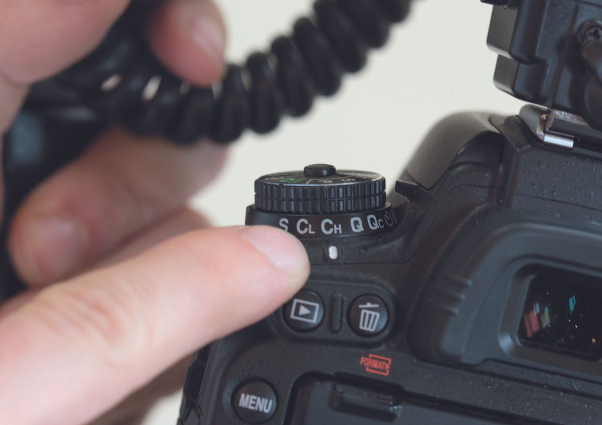 How to shoot close-ups without a macro lens using a reversing ring ...